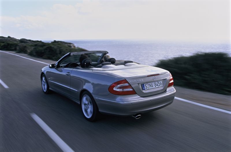 Mercedes-Benz CLK (A 209) CLK 240 V6 (170 Hp) 5G-TRONIC